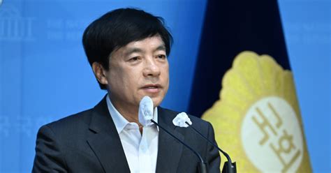 이성윤 “尹 무도함 누구보다 잘 알아맞짱 뜨겠다” 민주당 최고위원 후보 정견발표