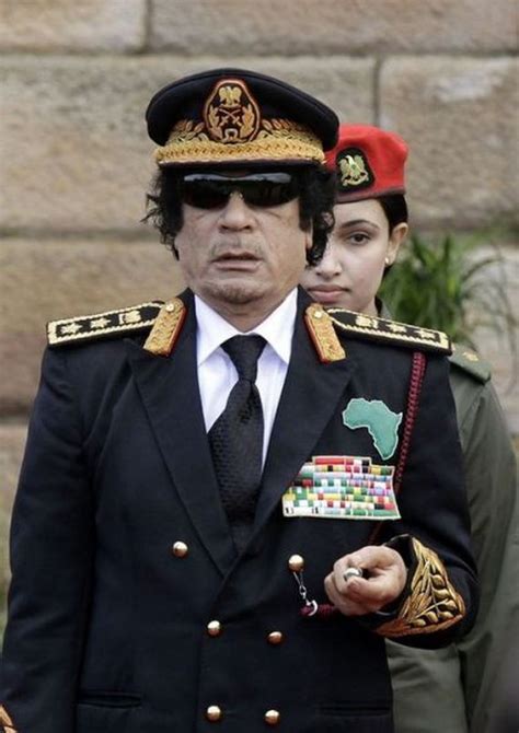 Muammar Al Gaddafi And His Bodyguards Page 2 Of 2 Barnorama