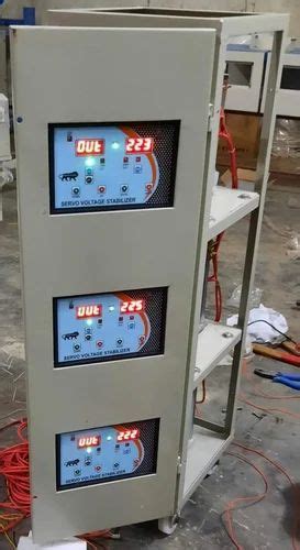 30 Kva Three Phase Servo Controlled Voltage Stabilizer For Industrial