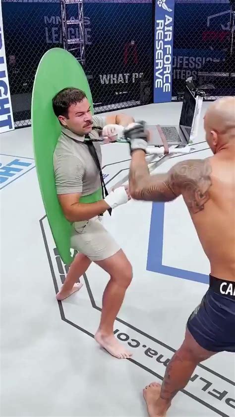 재택근무중에 몰래 격투기 대회 참가하기