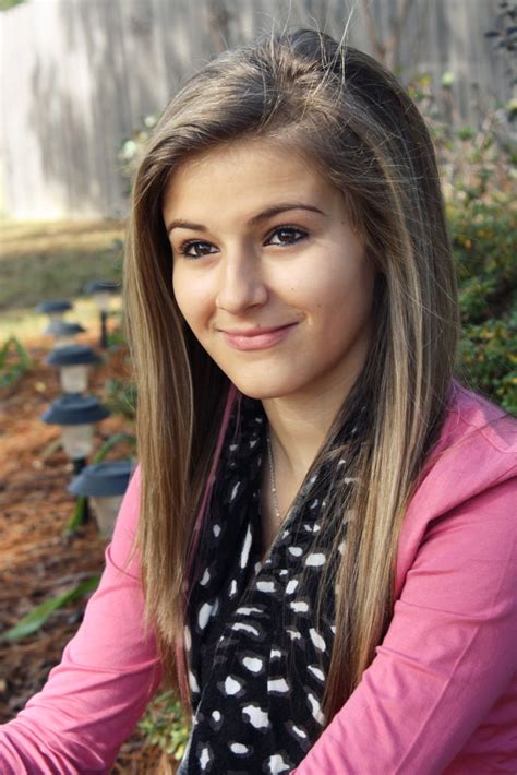 Pin By Ashlyn Smith On Ashlyn Smith Long Hair Styles Hair Styles Hair