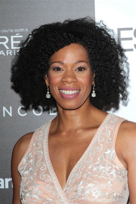 Kim Wayans Kim Wayans Biography Celebrity Facts And Awards Tv Guide