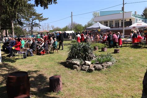 Гергьовска люлка в село Изворово Община „Генерал Тошево“