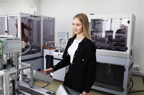 Mechatronics Engineer A Job Of The Future United Nations Development Programme