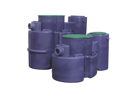 Oil Separators With Coalescing Filter And Lifting Tan Techneau