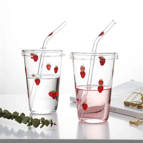 뚜껑이 있는 귀여운 유리 컵 빨대 스무디 재사용 가능한 물병 음료 작은 딸기 빨대 컵 우유 커피 Kupa 음료 용기 Df50xg Aliexpress
