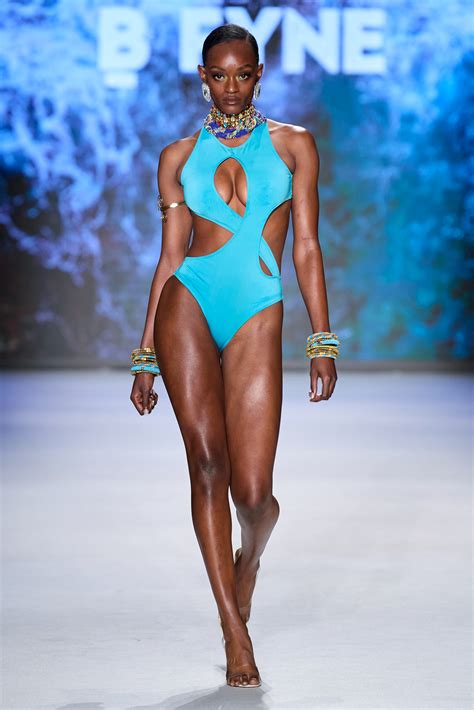 Fashion Swimsuit Models Imaan Hammam In Zaras New Swimsuits For