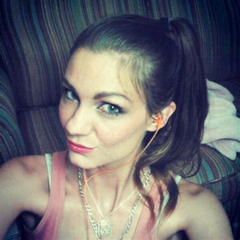 Side Ponies Are Still Hot If You Ask Me