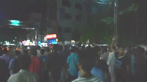 শহীদ আমিনুর রহমান হত্যার প্রতিবাদে মহানগর শিবিরের বিক্ষোভ সাতক্ষিরা শহর শিবির সেক্রেটারী শহীদ