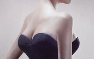 游戏界历史上最具争议的21个Sex广告 数英