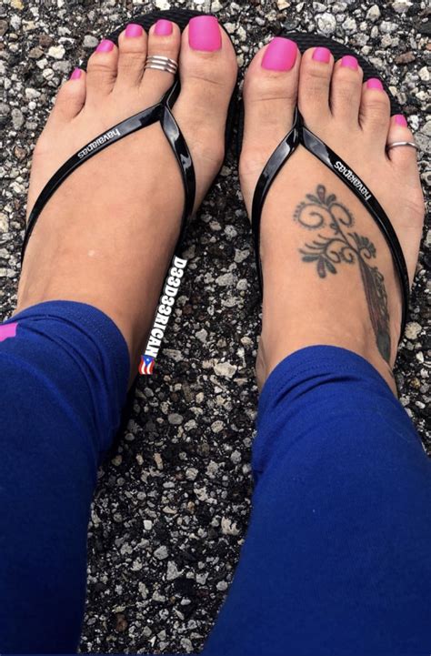 Deedee Rican Wikifeet