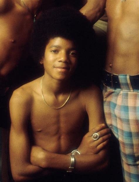 Michael Jackson No Shirt