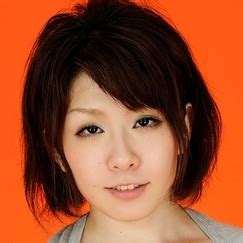 Ai Kazuki 和希あい Photo Collection Page 1