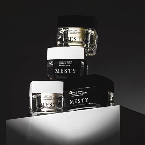 [촬영 조명 편집] [영스튜디오]크림 코스메틱 화장품 사진 연출컷 상세페이지 촬영 누끼컷 제품·홍보 사진 포트폴리오 크몽