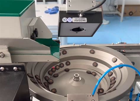 Intelligent Screening Of Vibration Disk Hardware And Hardware Integration Electronic Magnetic