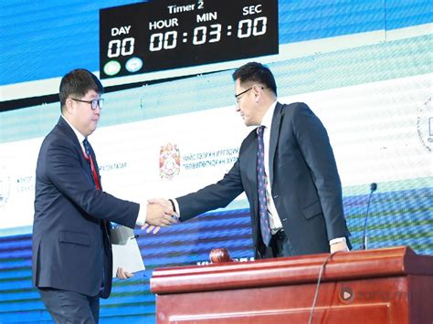 Нутгийн удирдлагын төлөөллийн байгууллагын даргалагчаар Нийслэлийн ИТХ ын дарга Ж Батбаясгаланг