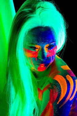 Gallery Neon Naked Life Drawing Classes In London