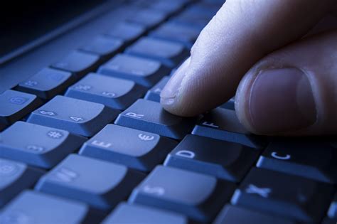 How To Test Your Own Vulnerability To The Log4shell Attack Chain In