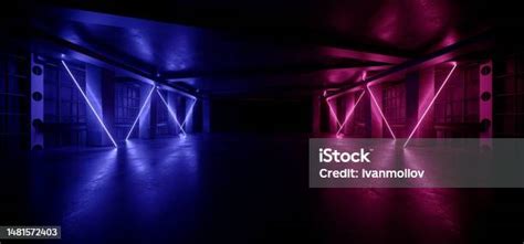 네온 창고 공상 과학 미래 그런 지 보라색 파란색 빛나는 레이저 전기 콘크리트 무대 쇼룸 복도 클럽 어두운 터널 현실적인 배경 빔 3d 렌더링 0명에 대한 스톡 사진 및