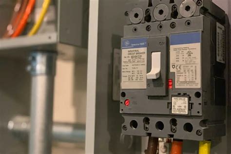 What Size Of Wire For A Breaker Bates Electric
