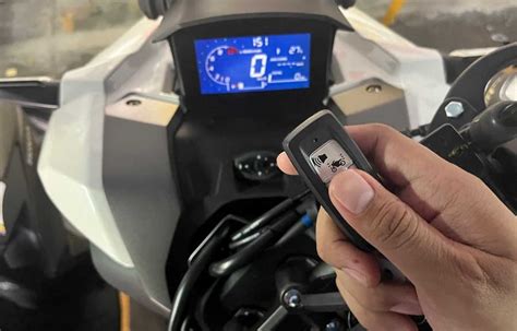 Mengganti Baterai Smart Key Begini Caranya