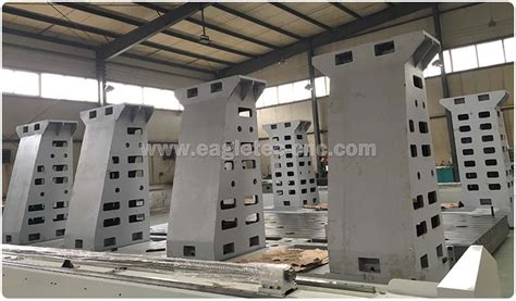 Heavy Duty 5 Axis Cnc Router Machine For Foundry Pattern And Mold Production