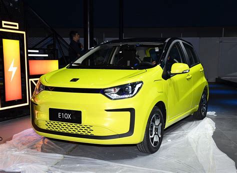 Sol Apresenta O E10x Baseado No Jac Iev20 Que Estreia No Salão Do