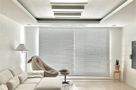 신축 그대로 가구와 소품을 신중히 골라 꾸민 신혼집 라이프스타일 슈퍼앱 오늘의집