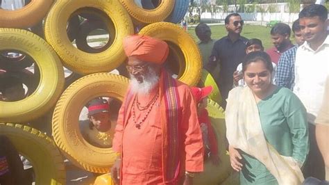 Up Politics सांसद साक्षी महाराज की राहुल प्रियंका को चुनौती बोले हिम्मत है तो उन्नाव आकर चुनाव