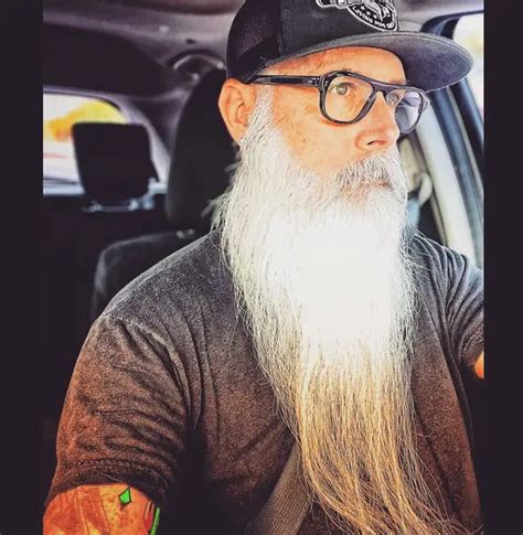 Learn The Beard Length Chart To Get Any Beard Style Effortlessly At Your Home