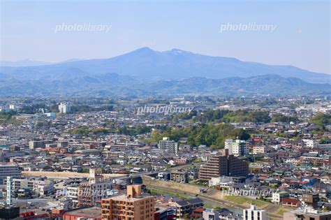 郡山駅からの安達太良山 福島県郡山市 写真素材 6136134 フォトライブラリー photolibrary