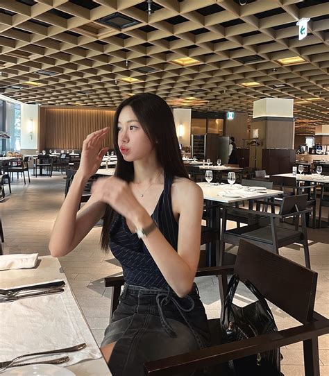스레드 나도 시작 ⁎ ᵕᴗᵕ ⁎ 젤 많이 본 글은 나이추측…ㅎㅎㅎㅎ 이거던데 나도 이걸로 시작해봐도될까 나 몇 살 같아