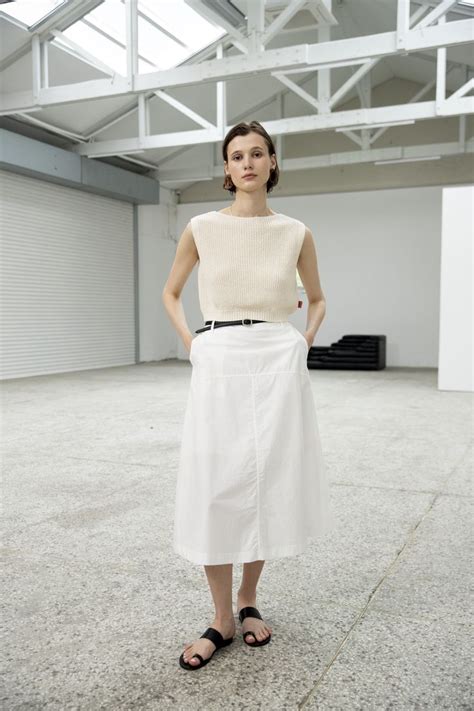 Summer 2021 여성 거리 스타일 패션 스타일 패션