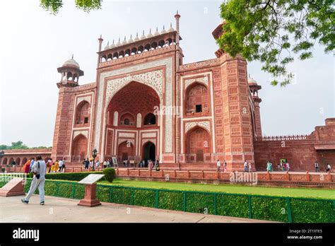 Agra City Uttar Pradesh India 09142023 East Entry Gate To Taj