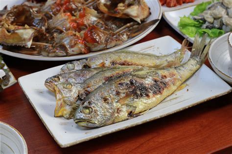 무료 이미지 레스토랑 요리 식품 해물 신선한 정어리 청어 저녁 식사 어업 식당 전통 한국식 굴비 사료