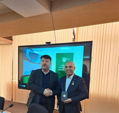 8 декабря День Конституции Республики Узбекистан