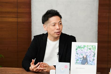 Mixi笠原健治取締役ファウンダーと教育ライター・佐藤智さんが本音でトーク「子育て、教育、仕事のすべてを充実させる方法」スペシャル対談動画