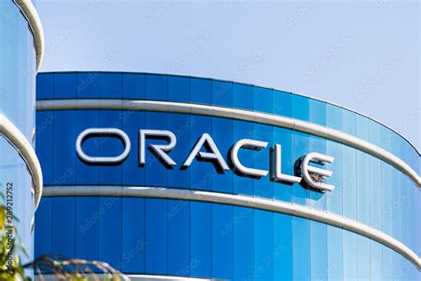 Oracle Database Logo