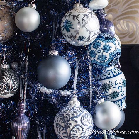 15 Gorgeous Blue Decorations For Christmas To Add A Unique Touch To