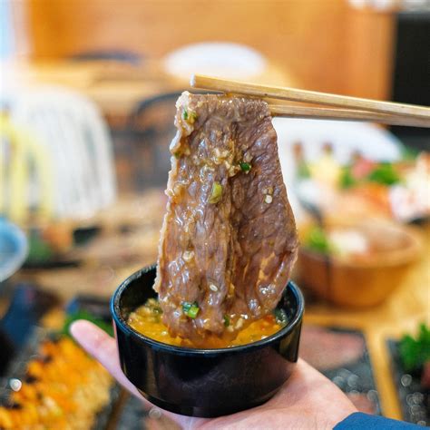 วากิวเนื้อละมุนลิ้น Penguin Eat Shabu เพนกวินกินชาบู