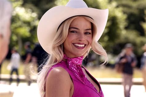 Barbie Movie Reviews Critics Share Strong First Reactions