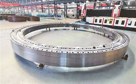 龙江创造！8米直径盾构机主轴承研制成功 检测 孙铭阳 我国