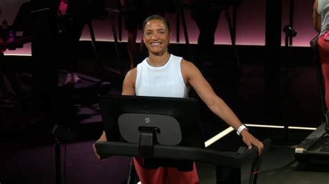 30 Min Hike Peloton Walking Classes