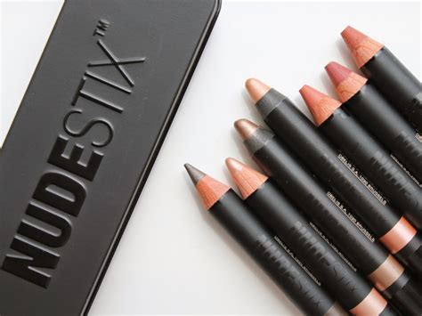 El Maquillaje En Barra Será Tu Nueva Obsesión LbeautÉ