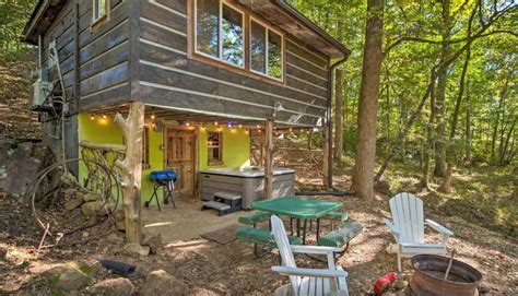 Relaxing Treehouse Rentals With Hot Tub Treehouse Serenity