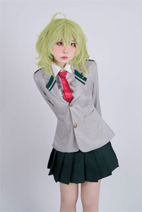 Boku No Hero Academia Invisible Girl Ya Inspira Sus Primeros Cosplay