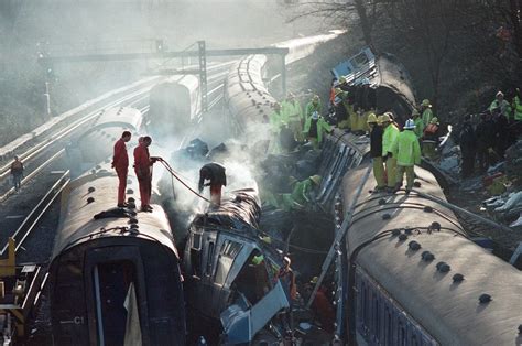 Clapham Junction Rail Crash In Pictures Remembering The Tragedy 36 Years On Mylondon