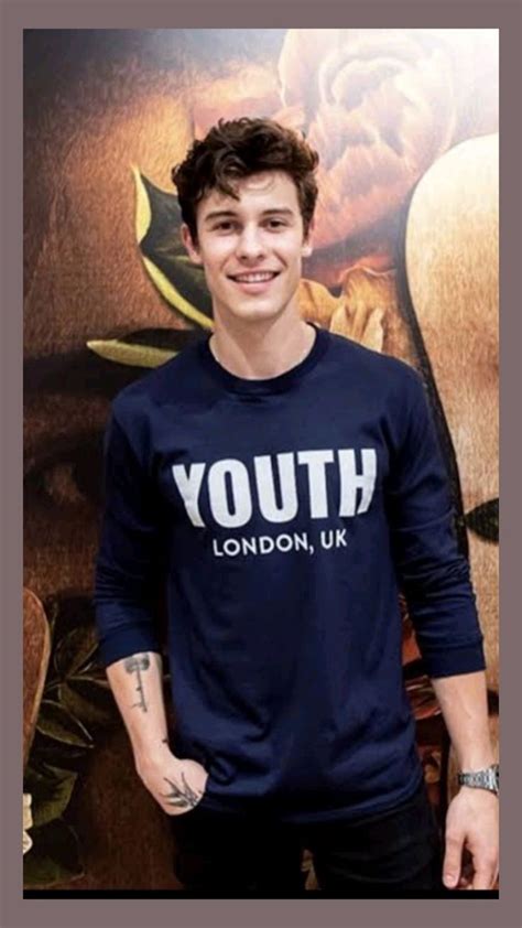 Shawn Mendes Wearing A Hoodie •appreciation Post• Shawn Mendes Shawn Mendes