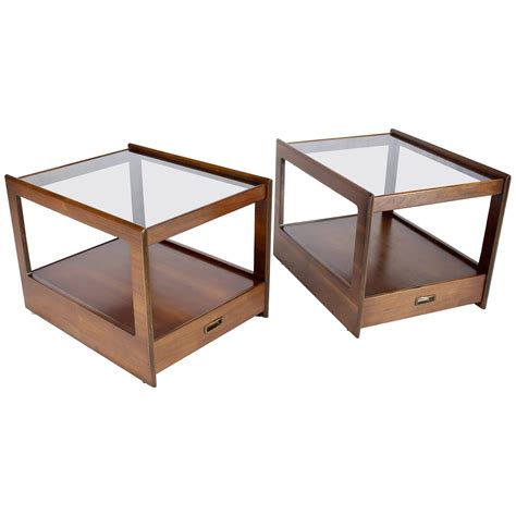 Pair Of Marble Cube End Tables At 1stdibs