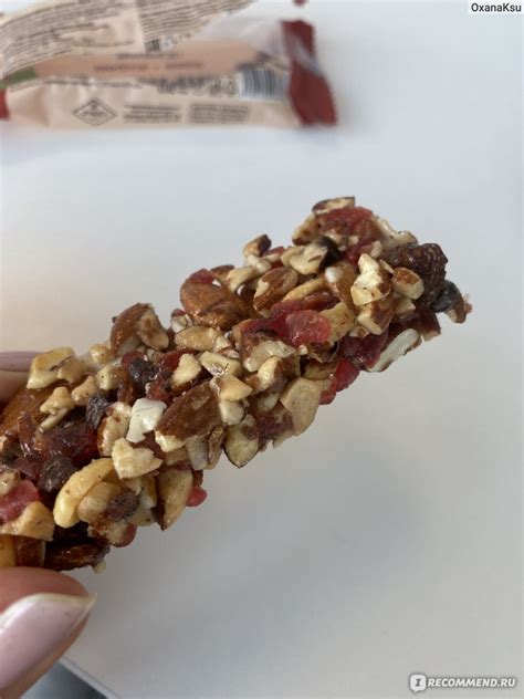 Батончик ВкусВилл Избёнка Орехово фруктовый Миндаль вишня «Полезные сласти от ВкусВилл отзывы